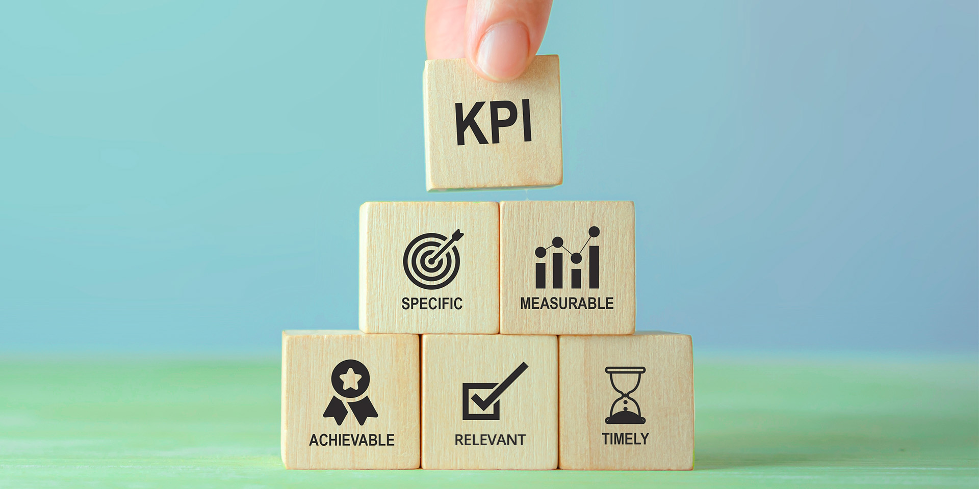 Setting SMART Financial Goals | Desert Financial