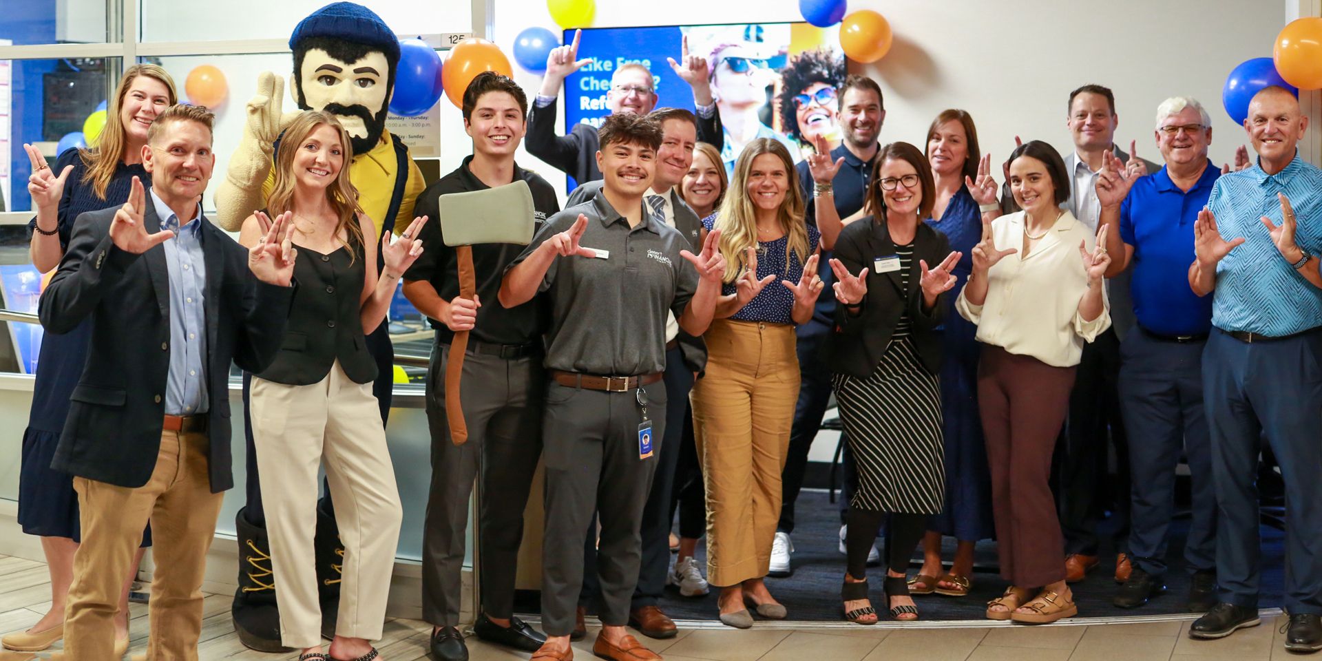 Desert Financial Credit Union Opens New Branch at Northern Arizona ...